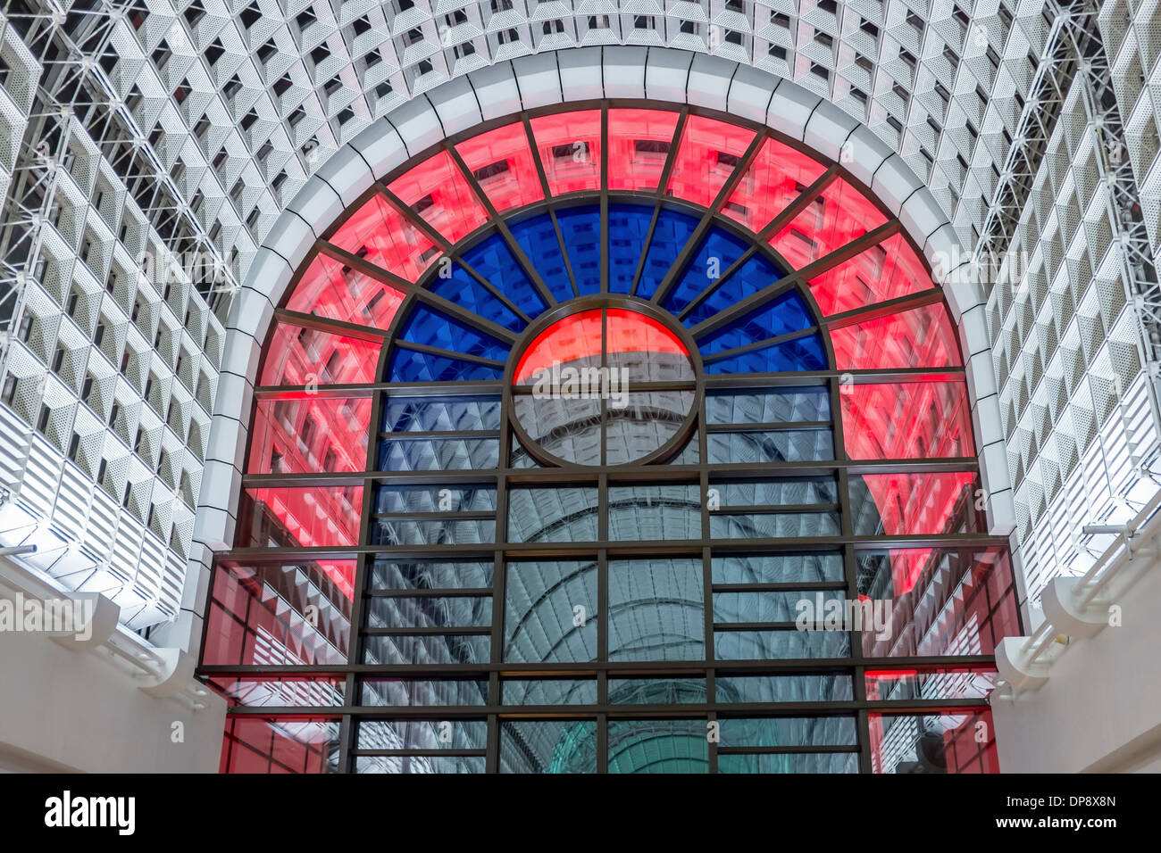 Shopping mall arched ceiling hi-res stock photography and images - Alamy