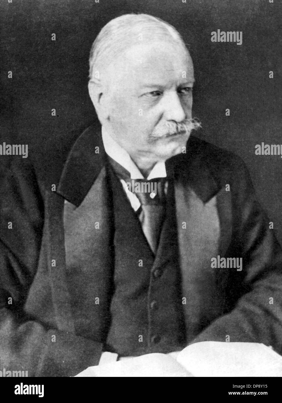 Born hamburg Black and White Stock Photos & Images - Alamy