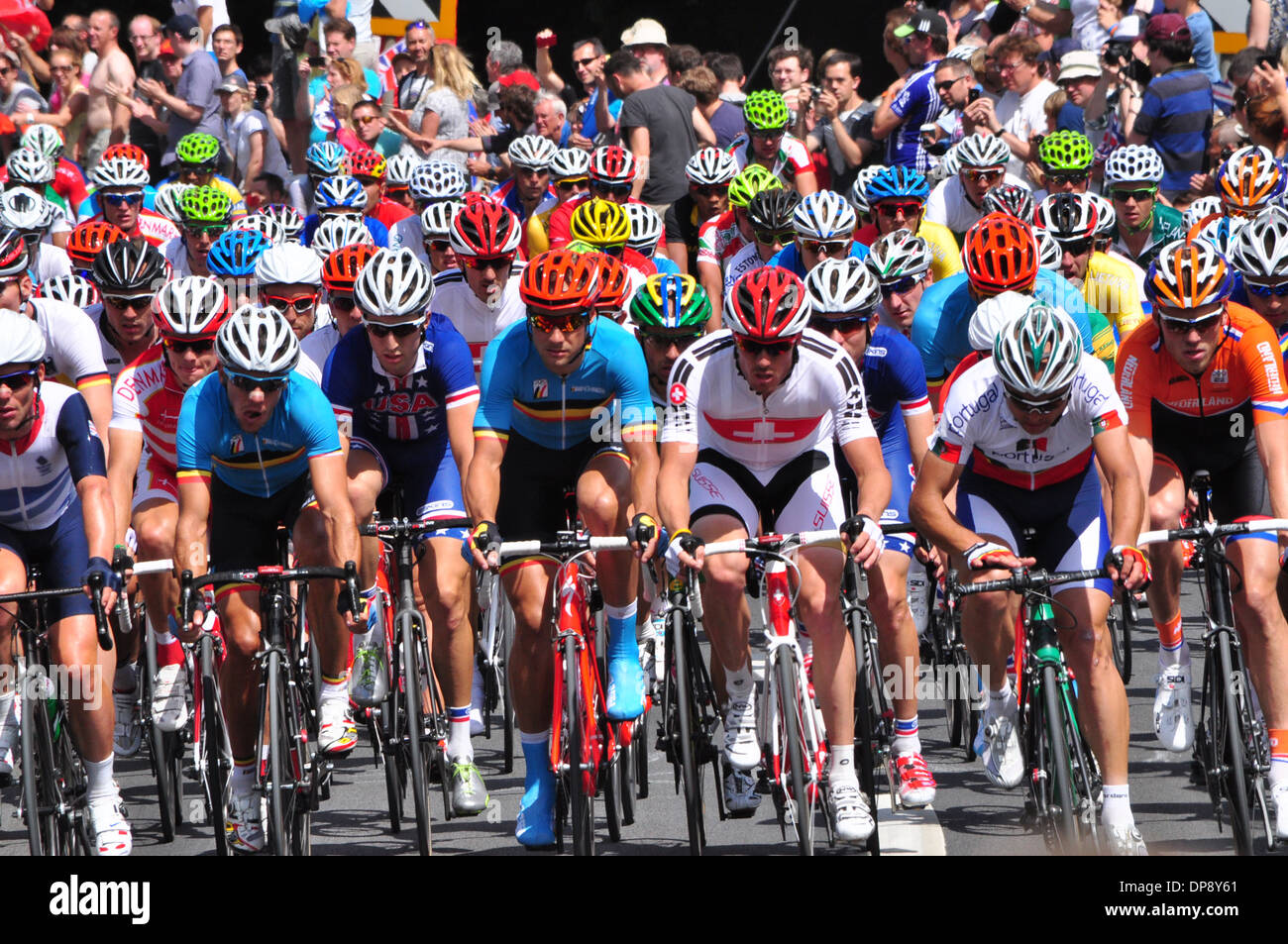 Olympic road race cycle hi-res stock photography and images - Alamy