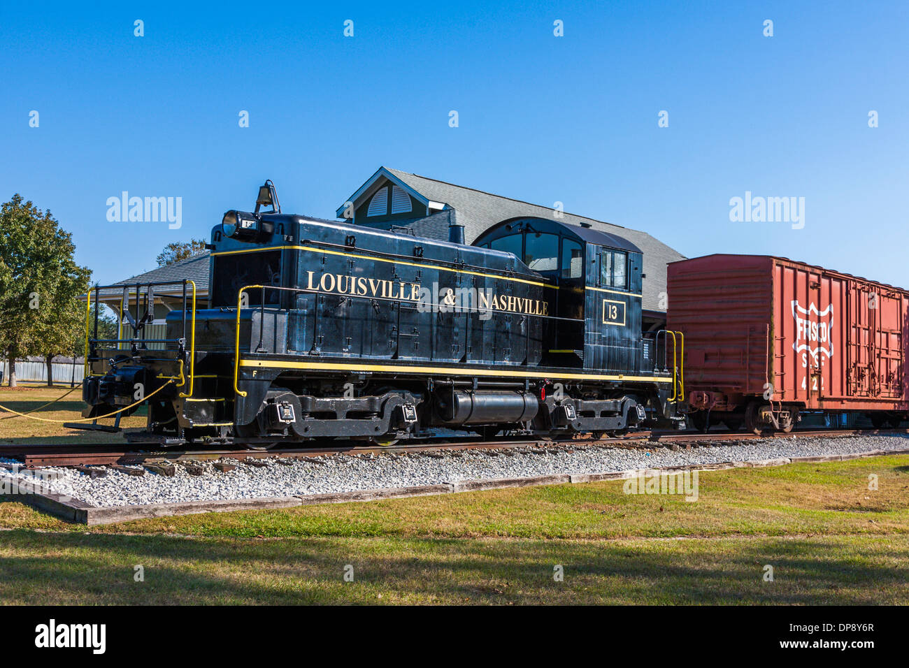 Louisville & Nashville (L&N) train locomotive outside the Foley Stock ... Louisville & Nashville (L&N) train locomotive outside the Foley Stock ...