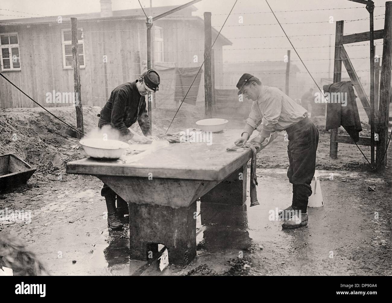 Soldiers washing clothes hi-res stock photography and images - Alamy