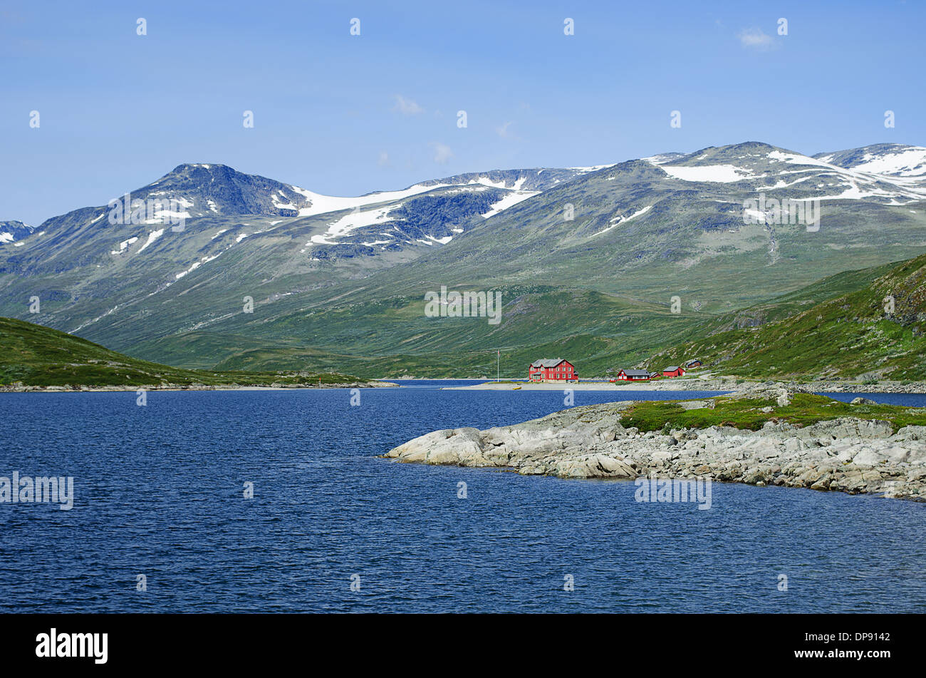 Jotunheimen national park, norway hi-res stock photography and images ...