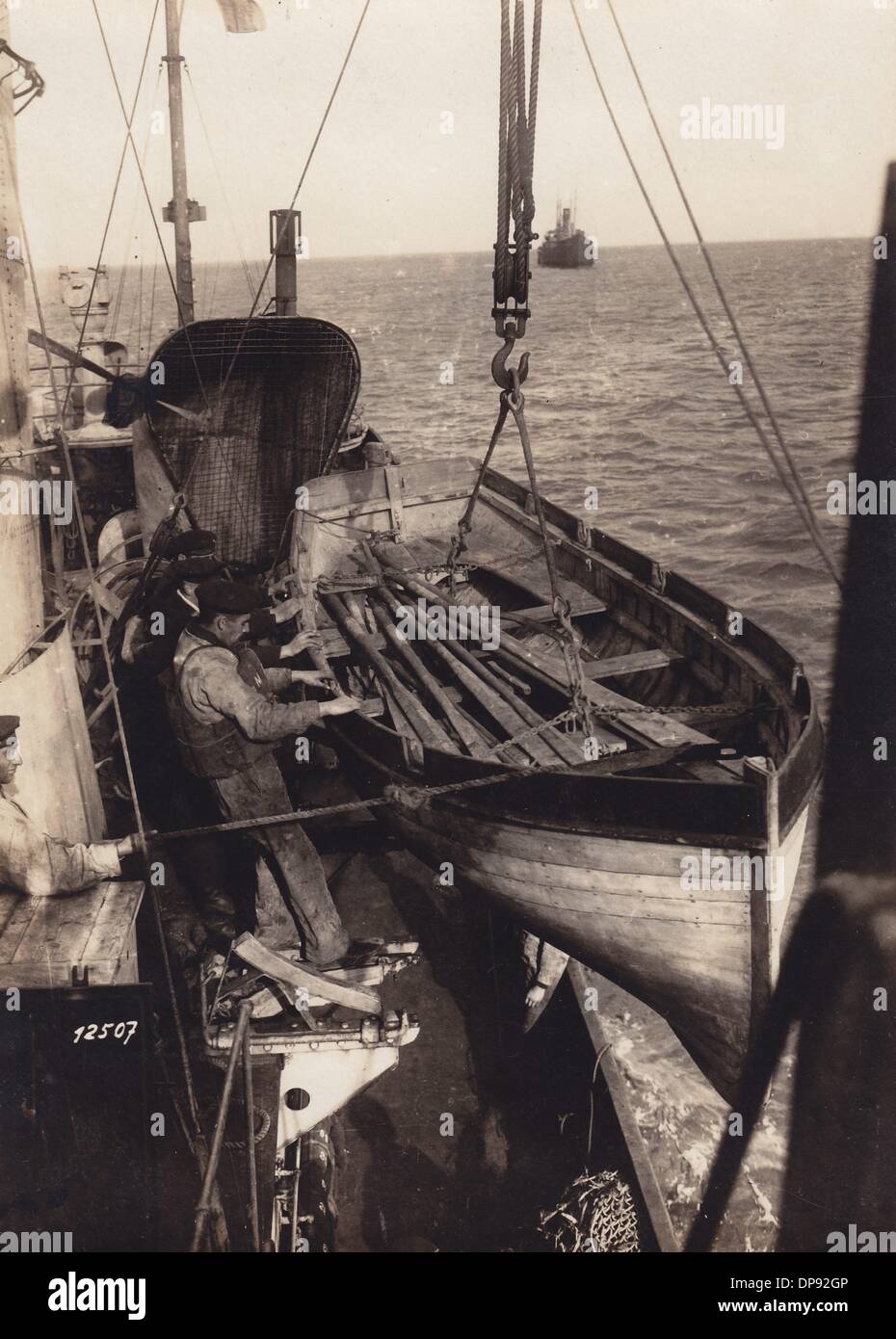 Sweeper boat hi-res stock photography and images - Alamy