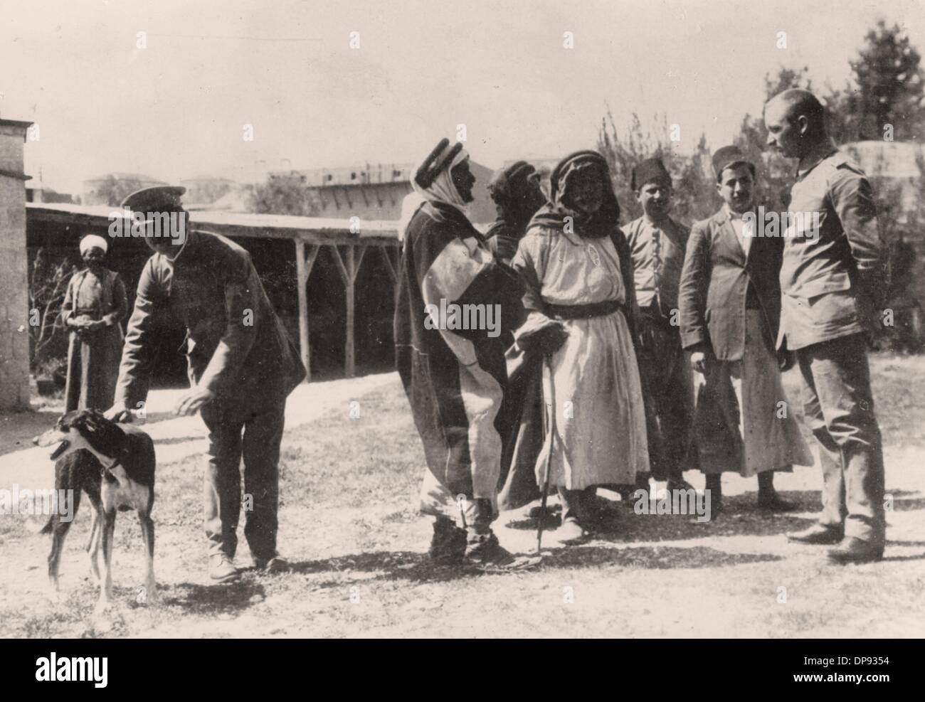 Bedouines visit German officers at the front in Palestine in 1917. The ...