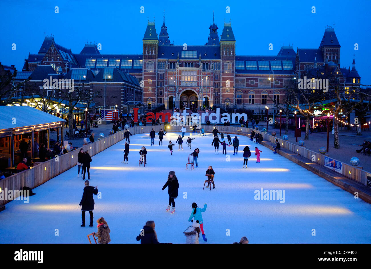 The rijk museum with ice skating rink and I AMSTERDAM SCUPLTURE Stock ...