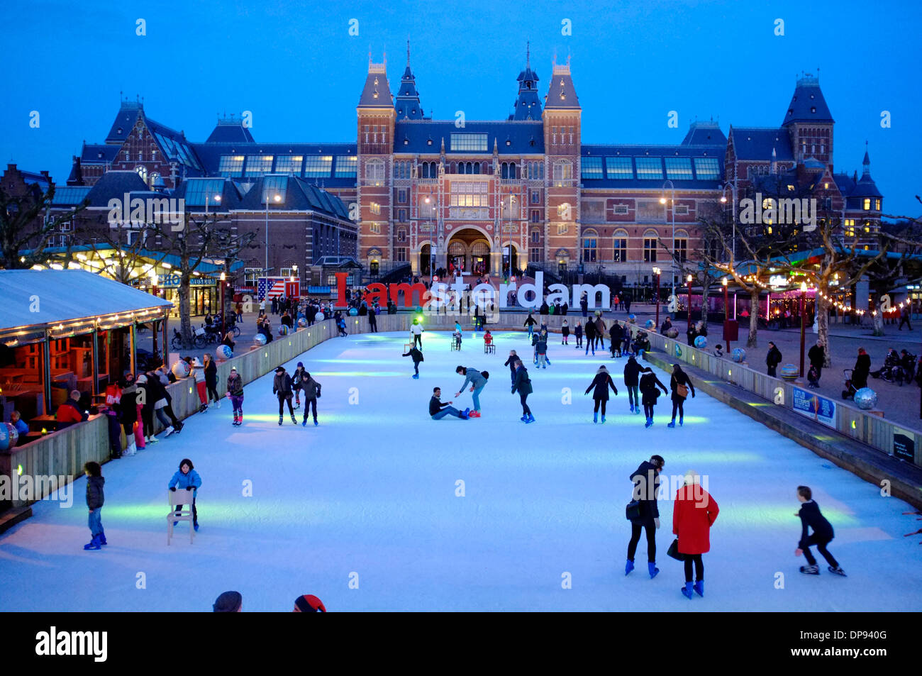 The rijk museum with ice skating rink and I AMSTERDAM SCUPLTURE Stock ...