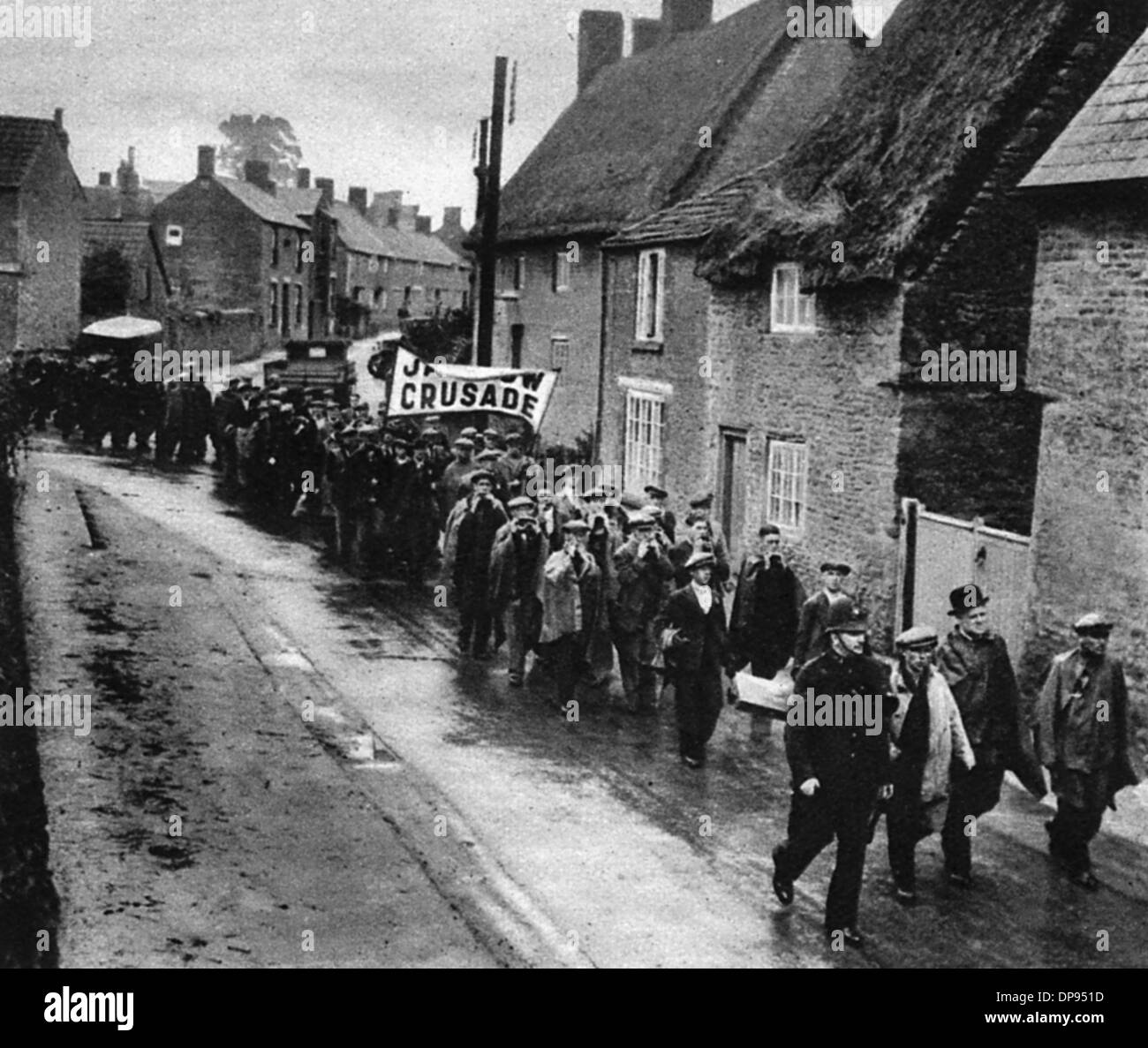 Crusade hi-res stock photography and images - Alamy