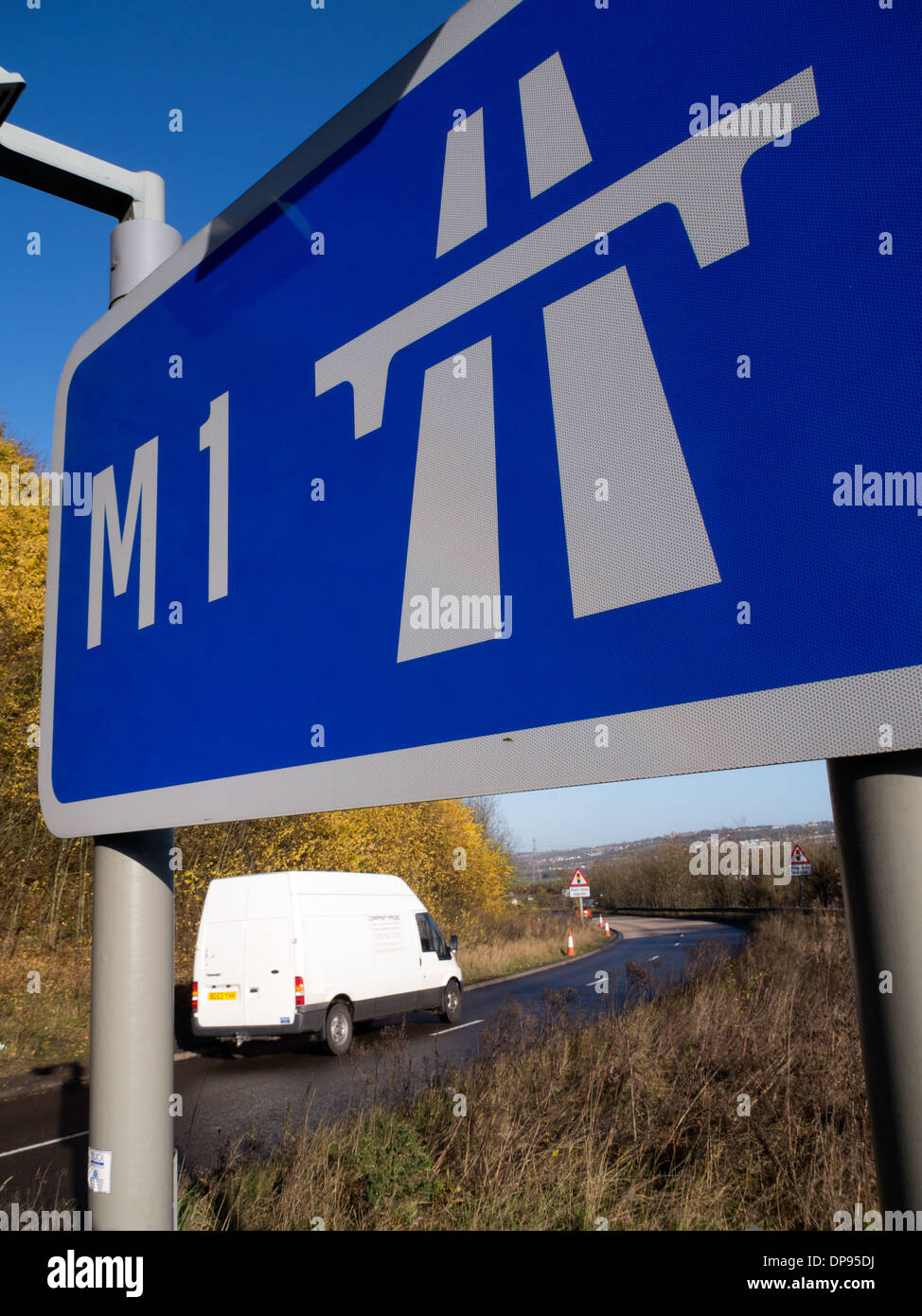 Junction 28 m1 motorway hi-res stock photography and images - Alamy