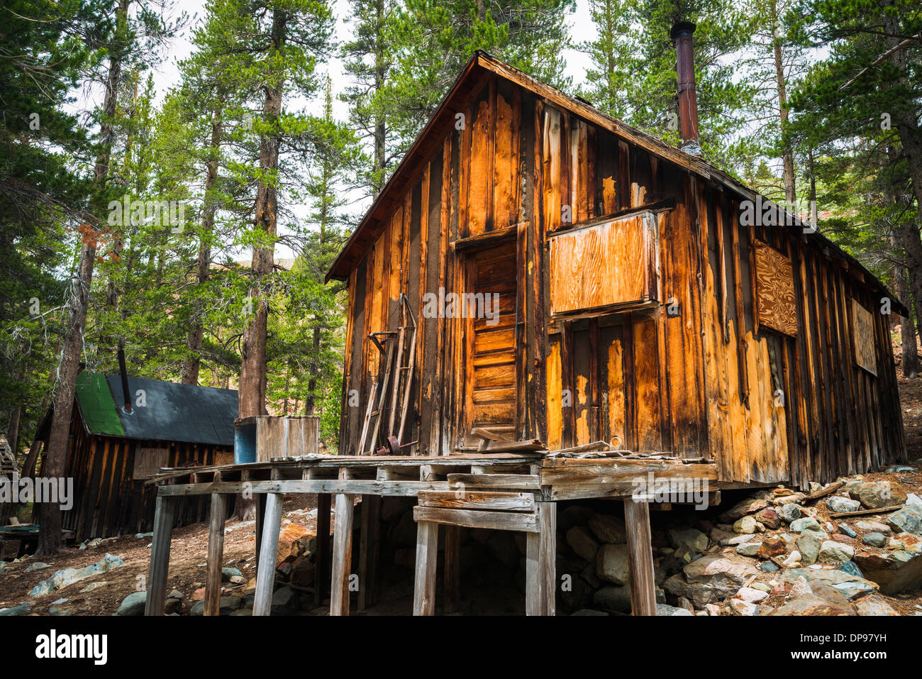 Mining cabins at the Mammoth Consolidated Gold Mine, Inyo National ...