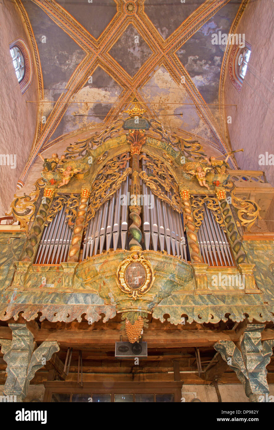 Baroque organ hi-res stock photography and images - Alamy