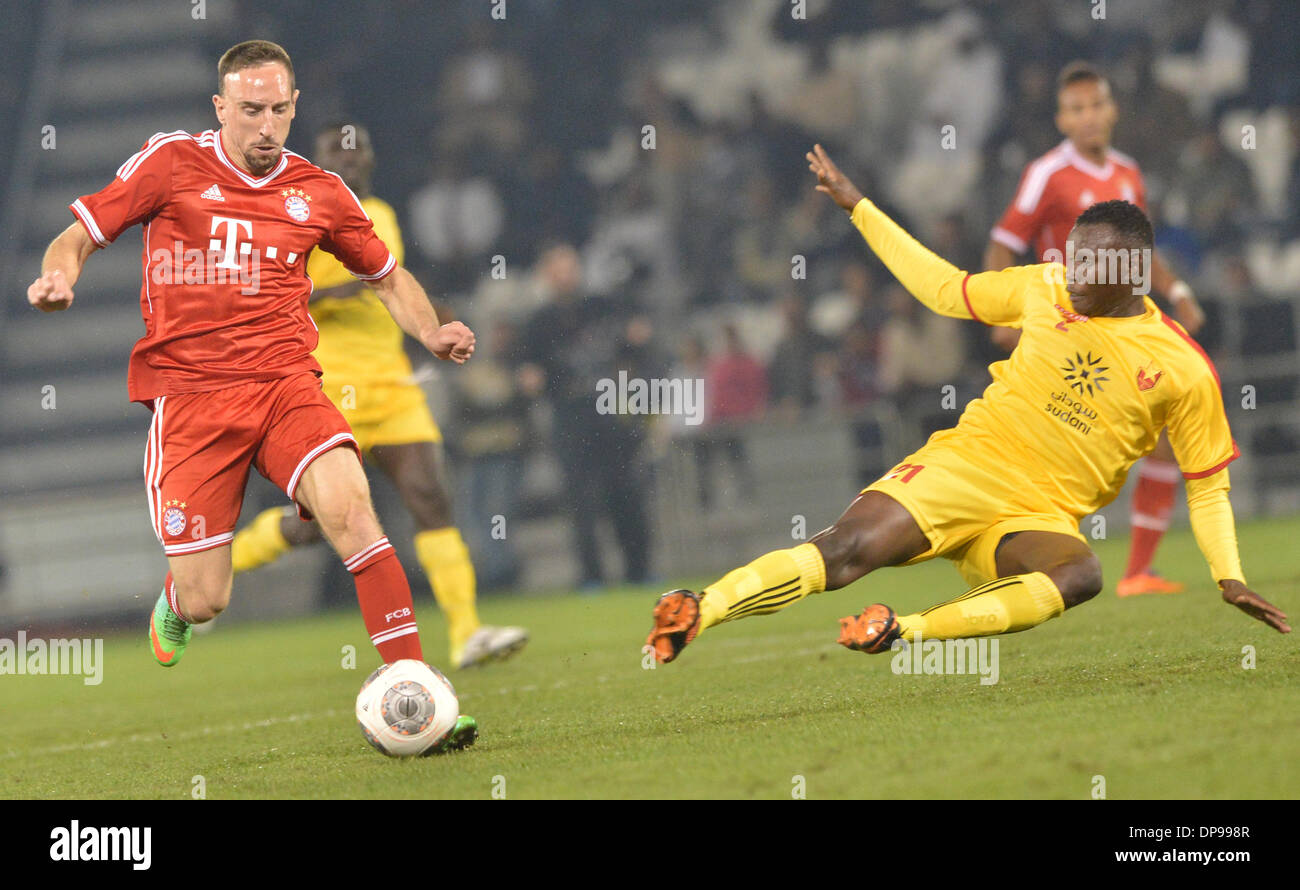 Doha, Qatar. 09th Jan, 2014. Franck Ribery (l) of Munich and Ramadan ...