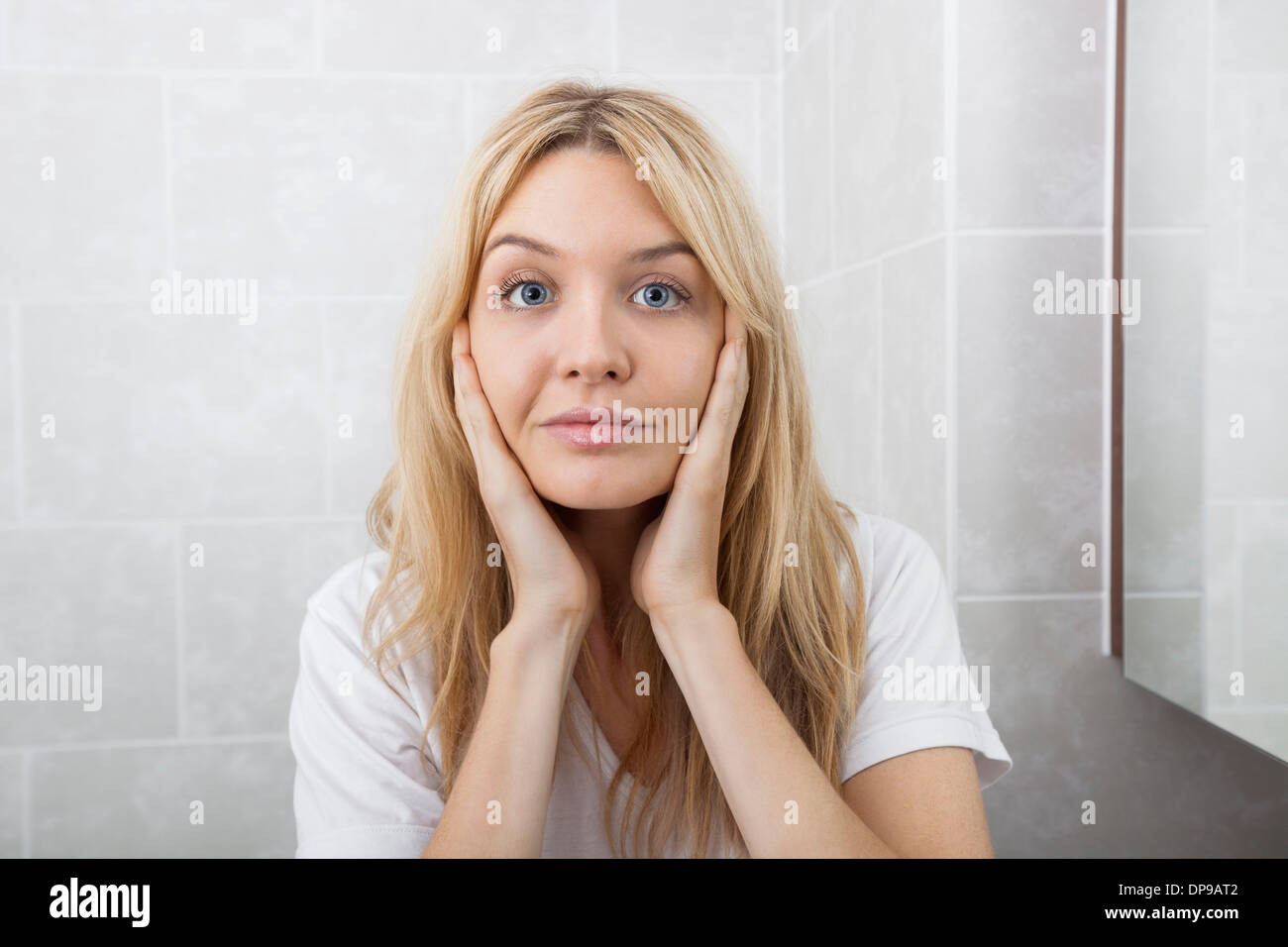 Touching cheeks hi-res stock photography and images - Alamy