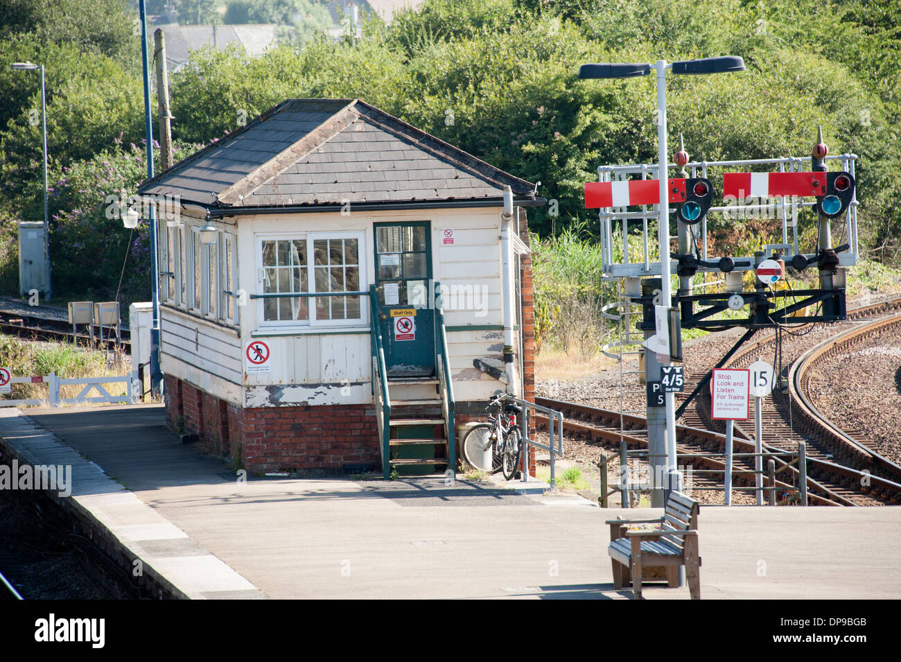 Train station signal box hi-res stock photography and images - Alamy