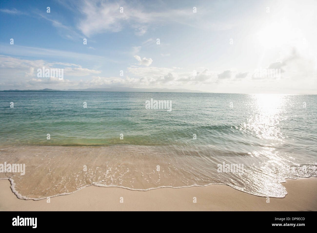 Edge of beach hi-res stock photography and images - Alamy