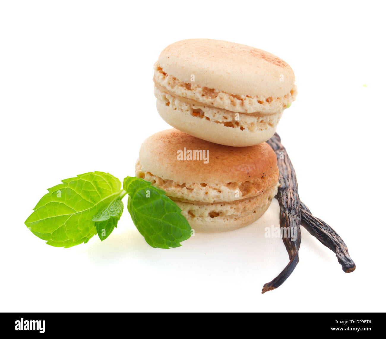 Vanilla macarons stacked hi-res stock photography and images - Alamy