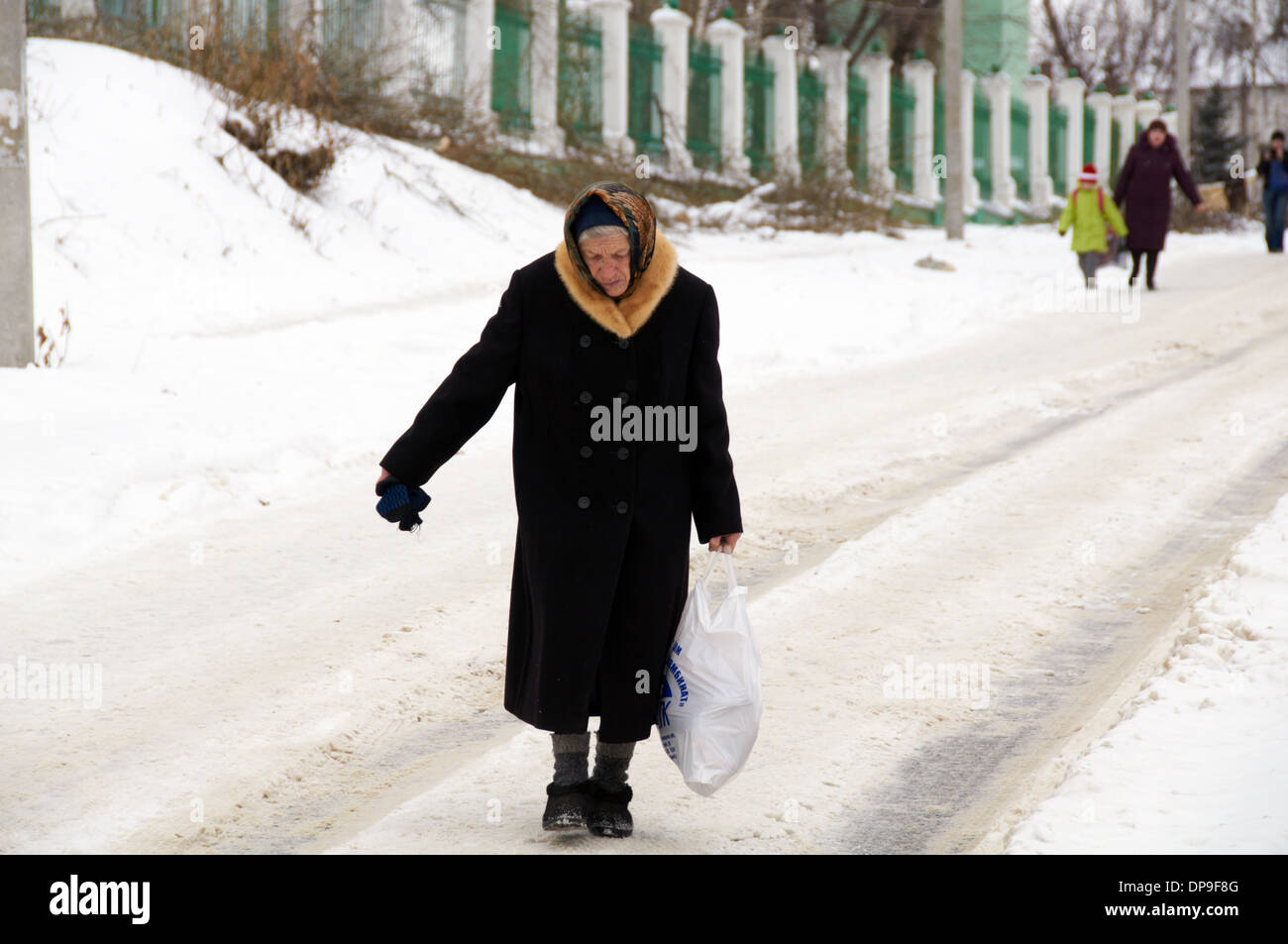Russian babushka in Yelets, Russia Stock Photo - Alamy