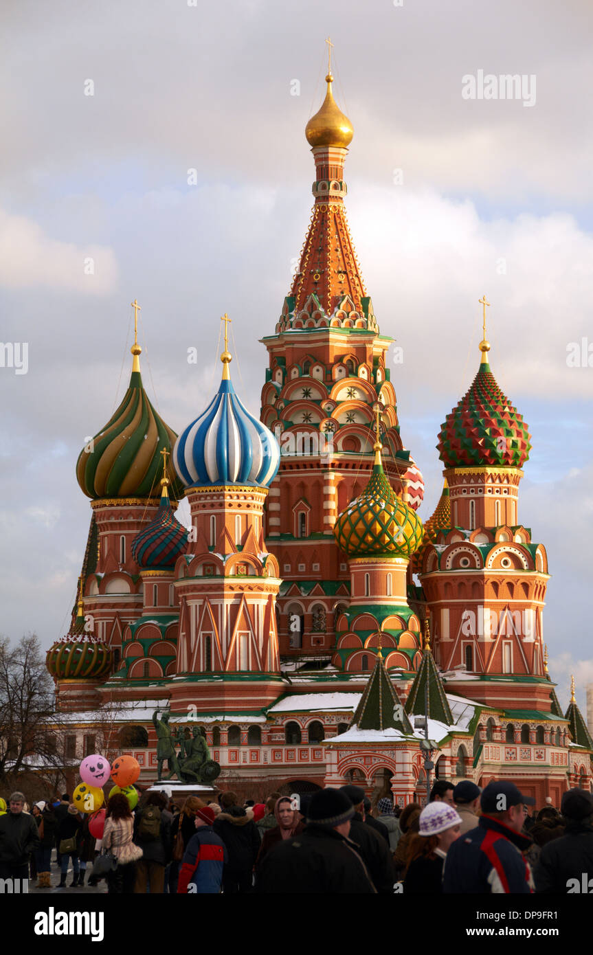 Saint Basil's Cathedral at the Red Square, Moscow Stock Photo - Alamy