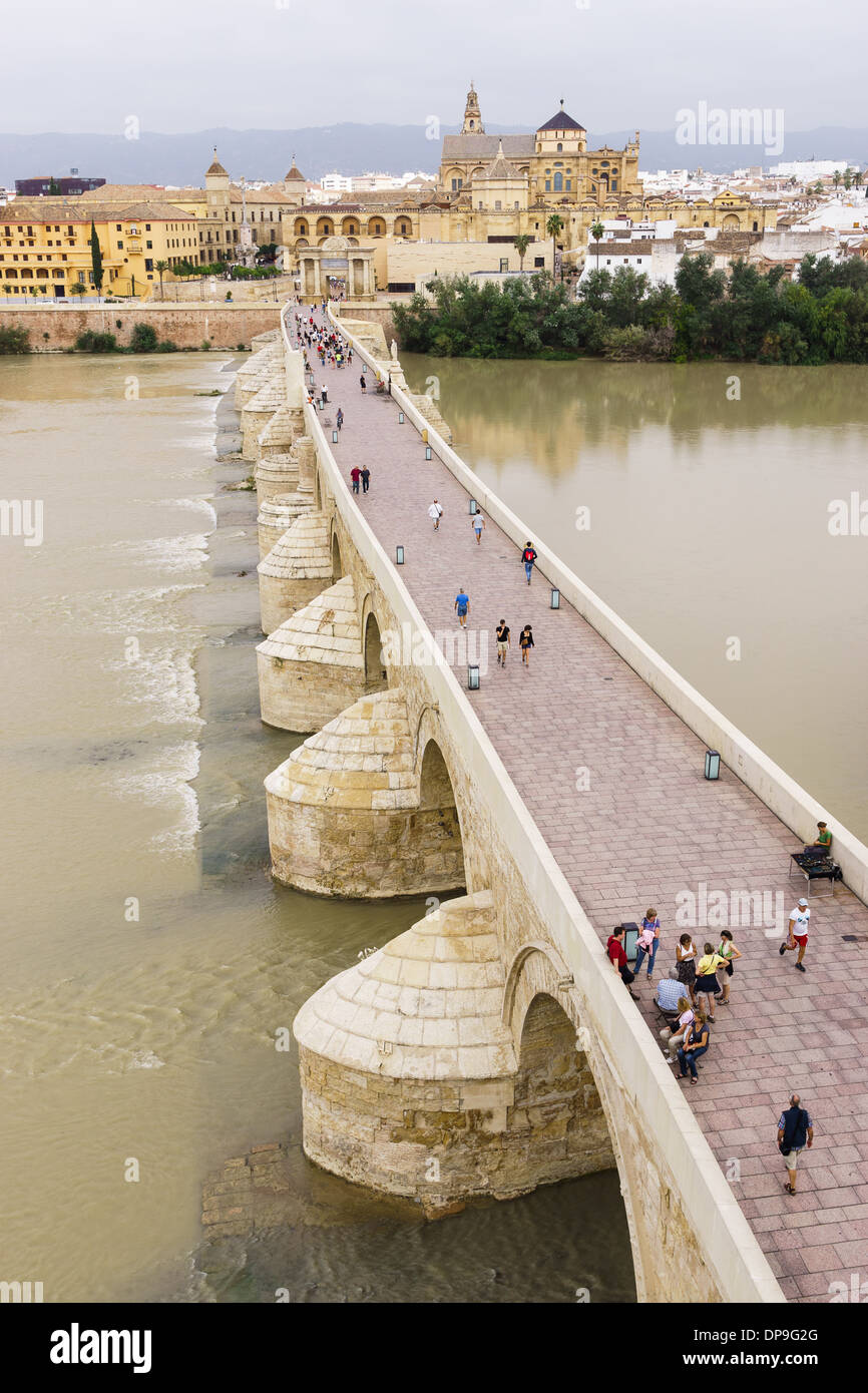 Romain Bridge over the Gaudalquivir river and Cathedral-Mosque of ...