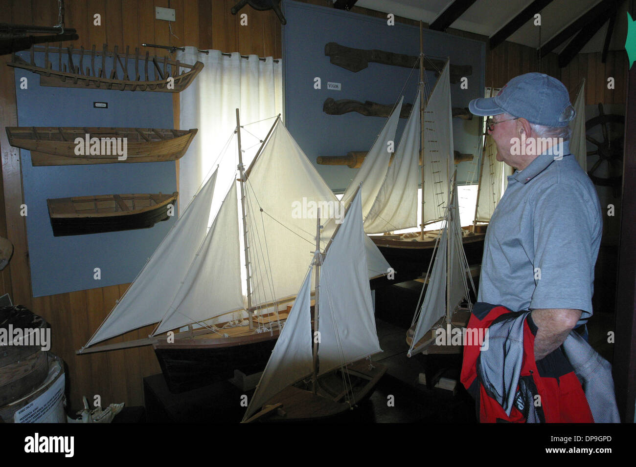 Spanish-influenced Castro, on Chiloe Island is home to Museo Regional ...