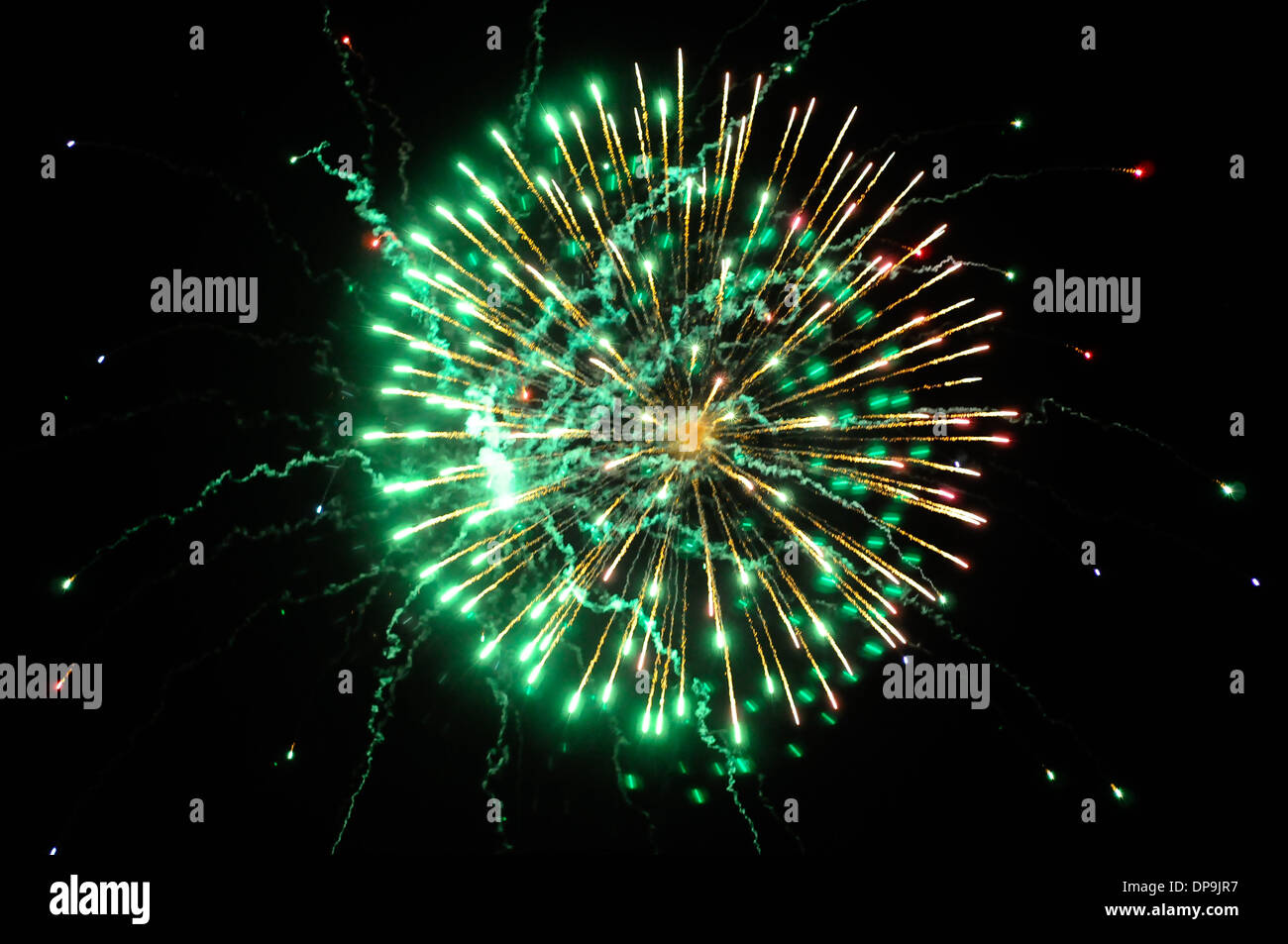 Air Burst Firework High Resolution Stock Photography and Images - Alamy