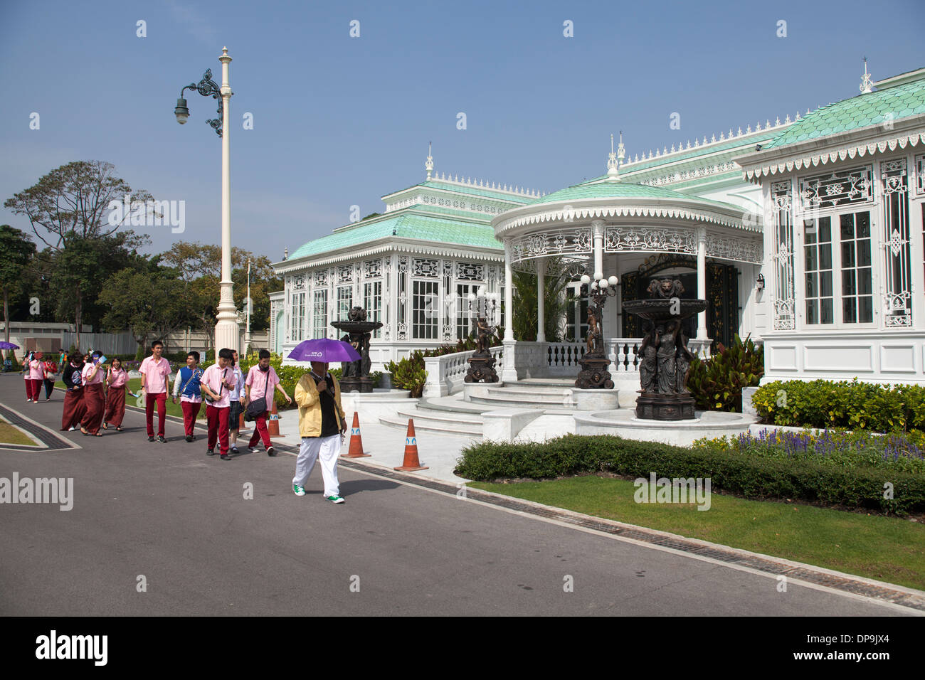 Tour Group walking by Pavilion in the grounds of Dusit Palace Stock ...