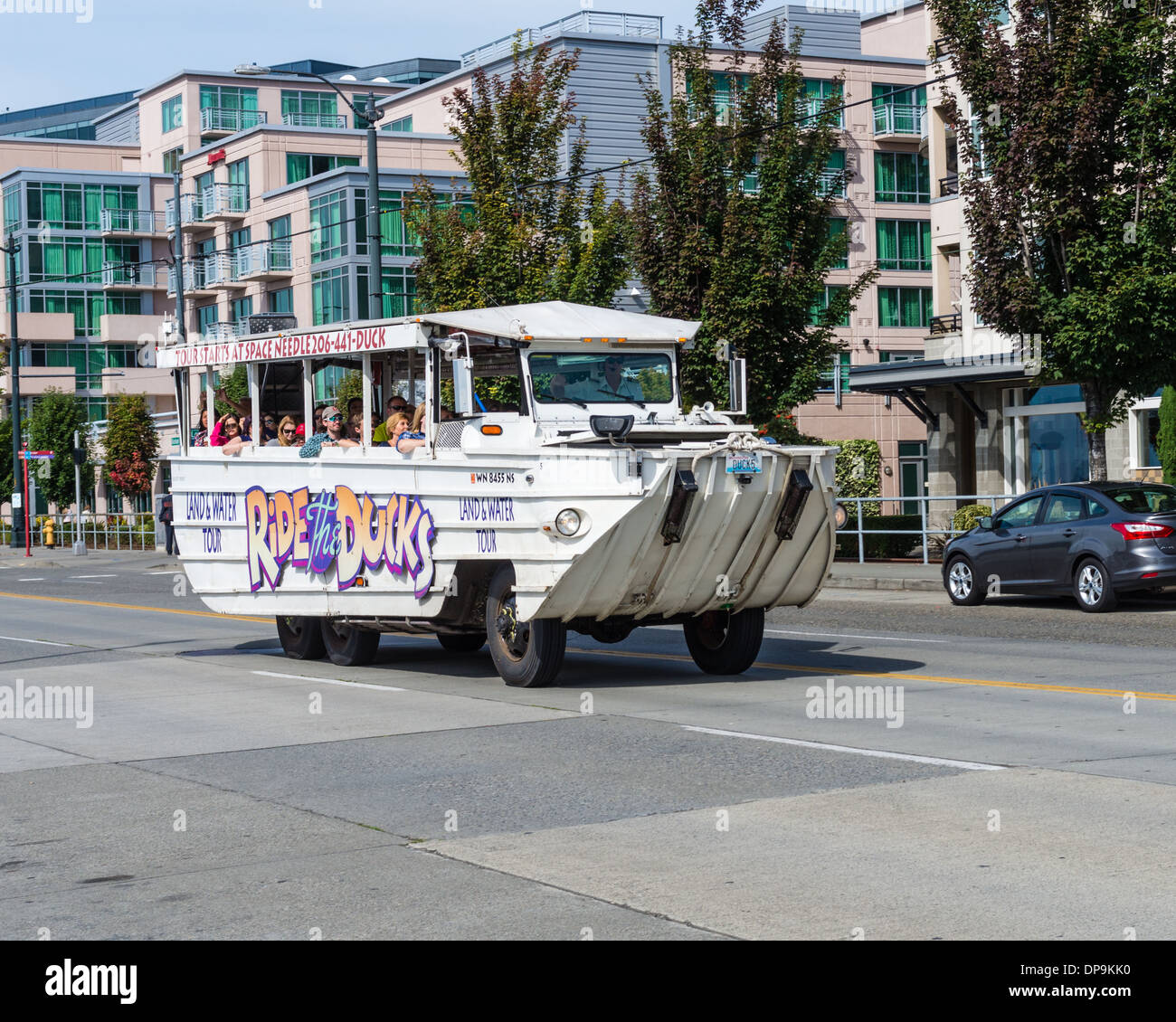 Seattle duck tour hi-res stock photography and images - Alamy