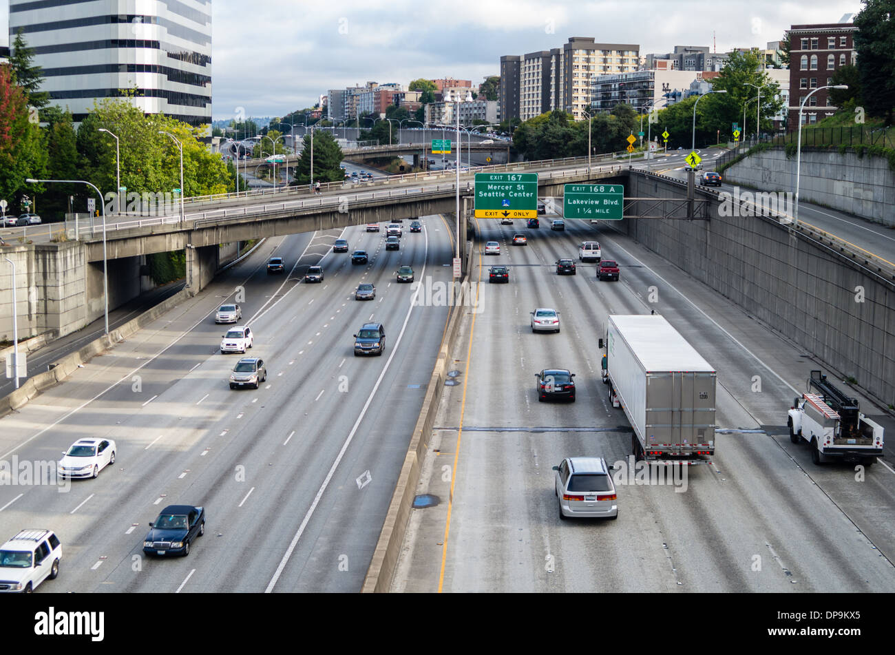Seattle lines hi-res stock photography and images - Alamy