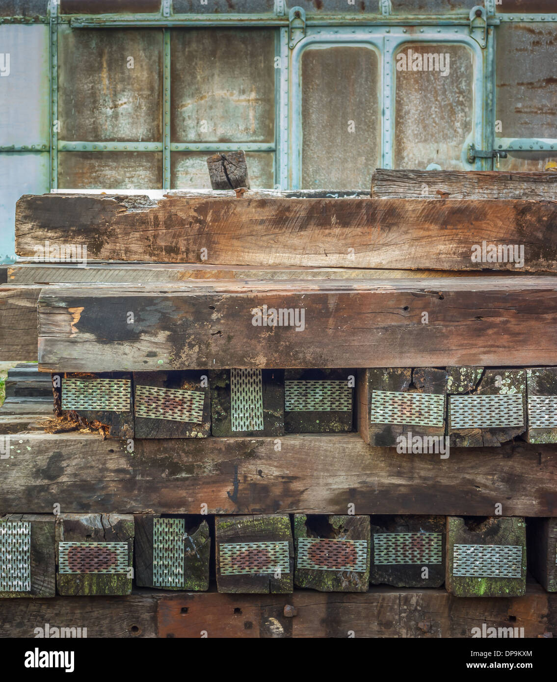 Railway sleeper texture hi-res stock photography and images - Alamy