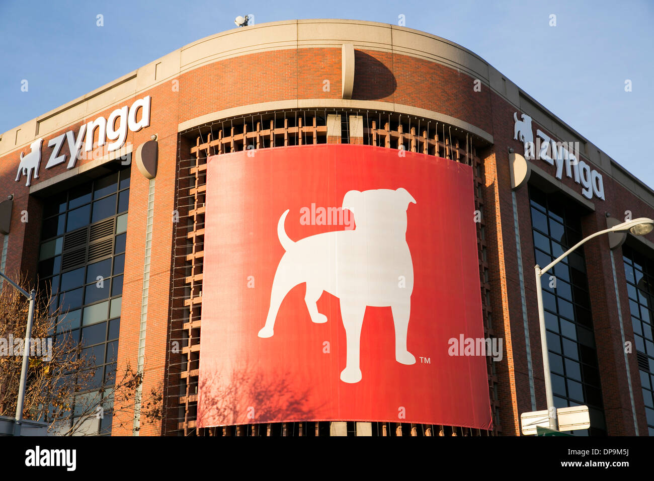 Zynga logo hi-res stock photography and images - Alamy