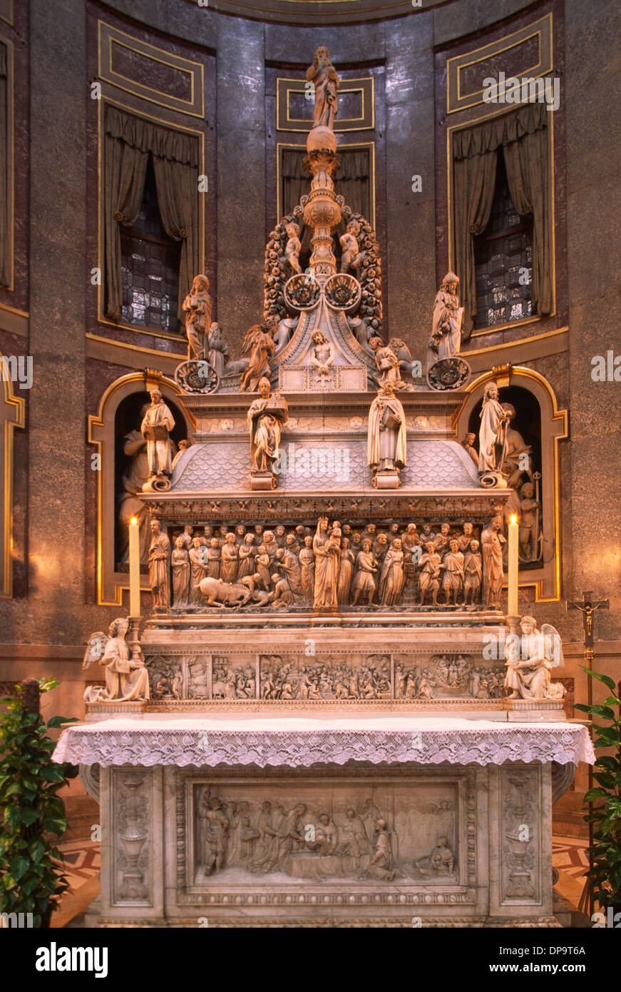 Nicola pisano hi-res stock photography and images - Alamy