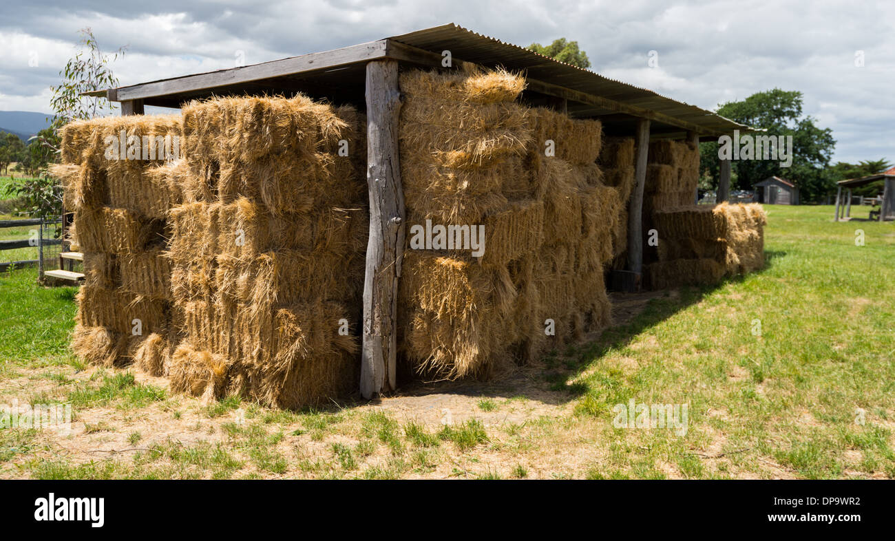 Hay stack roof hi-res stock photography and images - Alamy