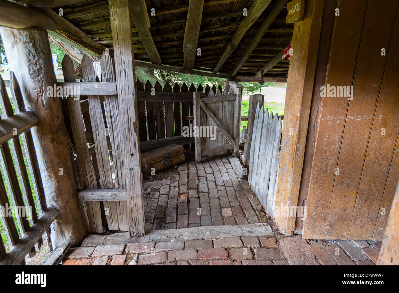 Old farm gates hi-res stock photography and images - Alamy