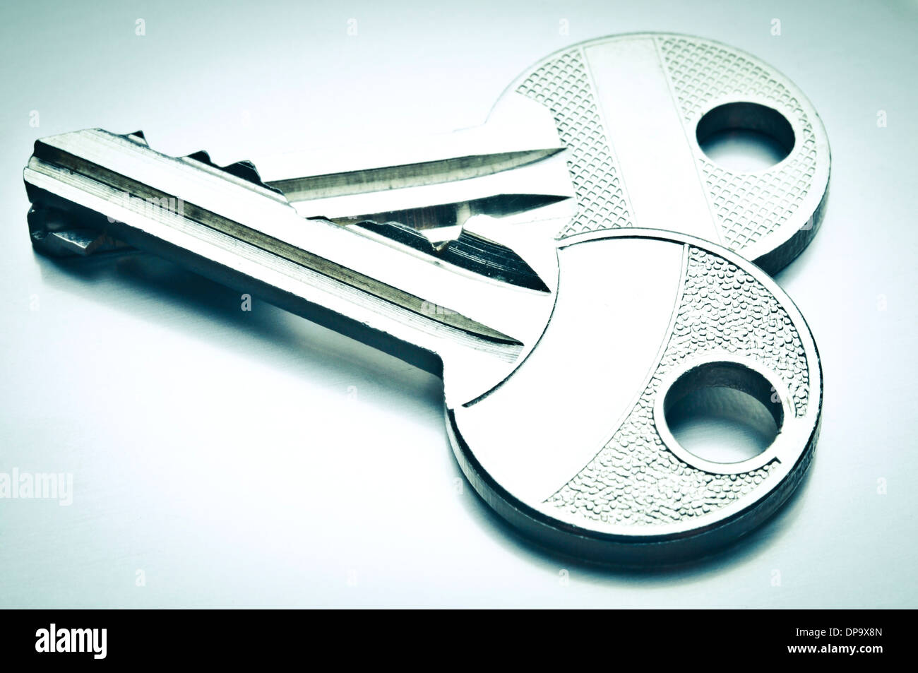 Mechanical cut keys hi-res stock photography and images - Alamy