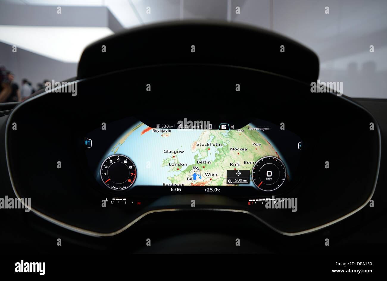 Audi virtual cockpit hi-res stock photography and images - Alamy