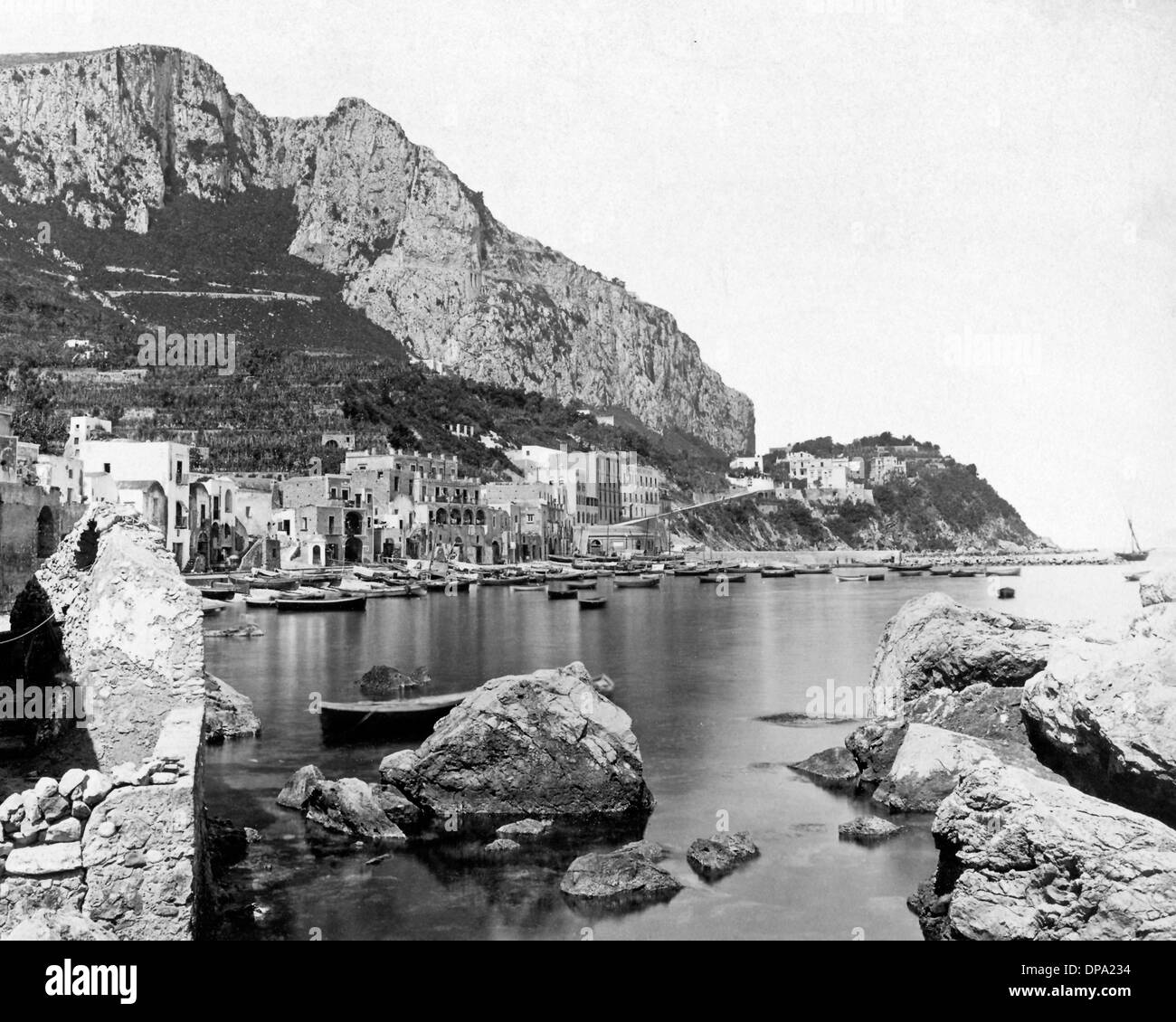 Capri harbour Black and White Stock Photos & Images - Alamy