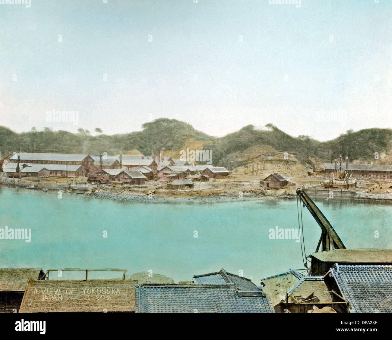 Yokohama docks hi-res stock photography and images - Alamy