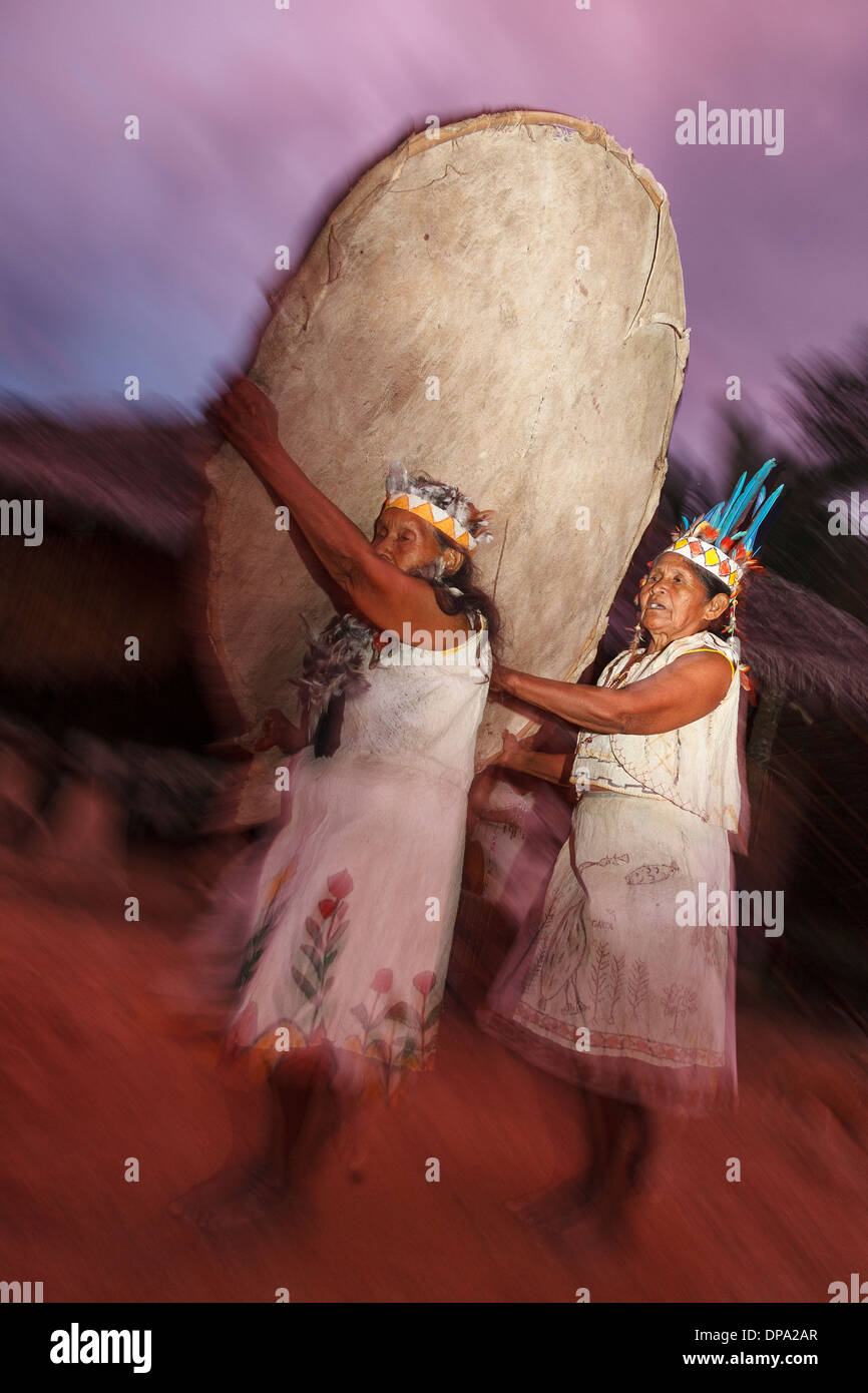 Ticuna hi-res stock photography and images - Alamy