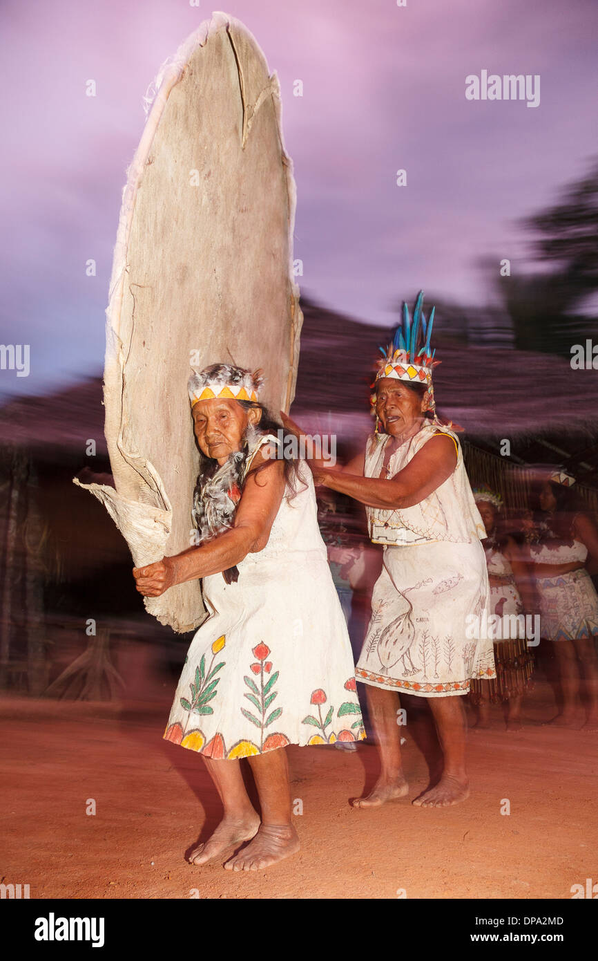 Ticuna hi-res stock photography and images - Alamy