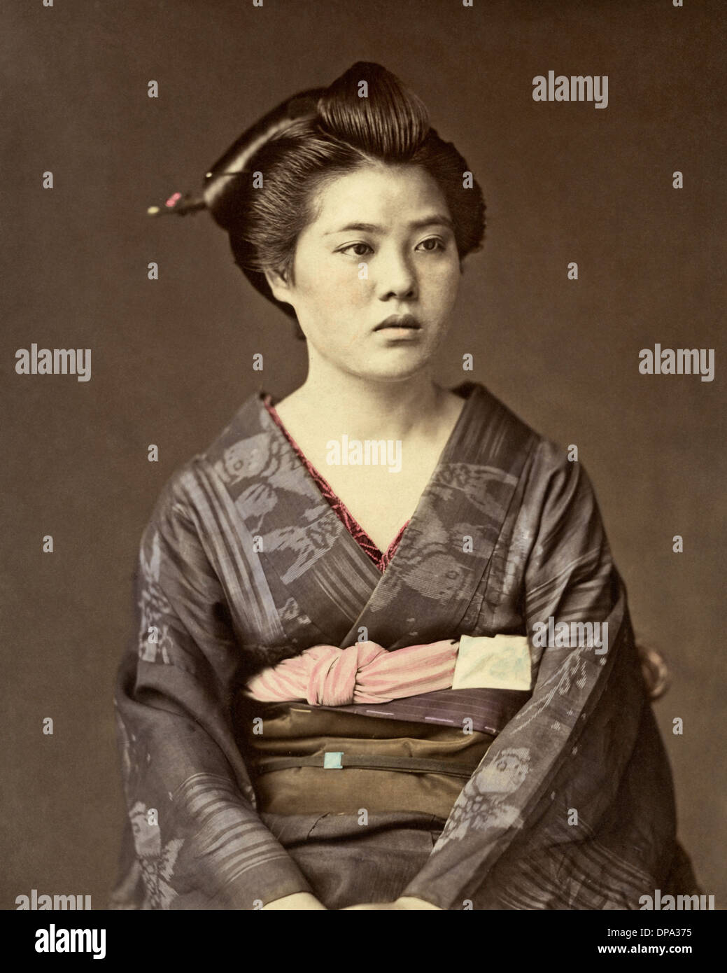 Geisha portrait hi-res stock photography and images - Alamy