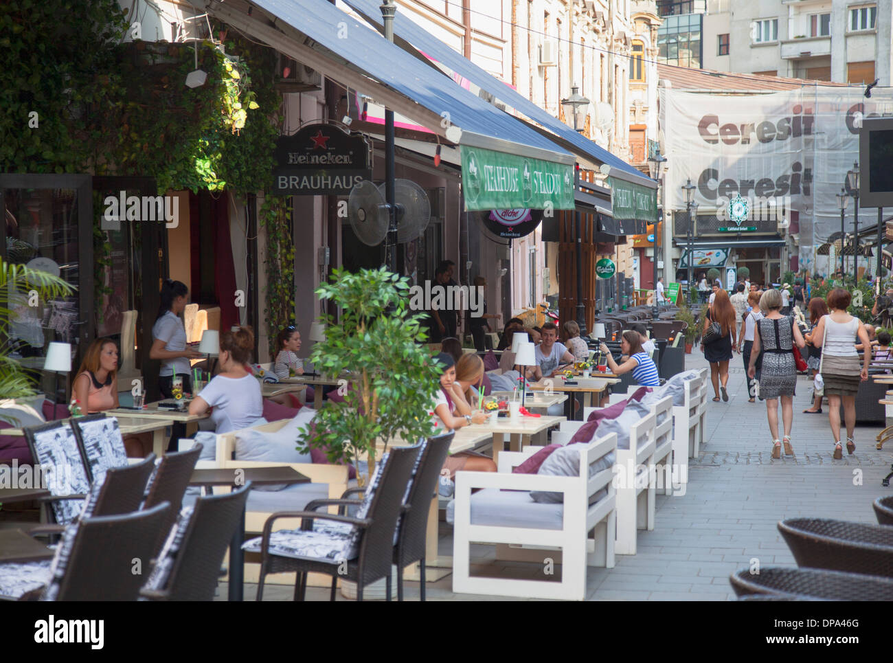 Bucharest romania cafe hi-res stock photography and images - Alamy