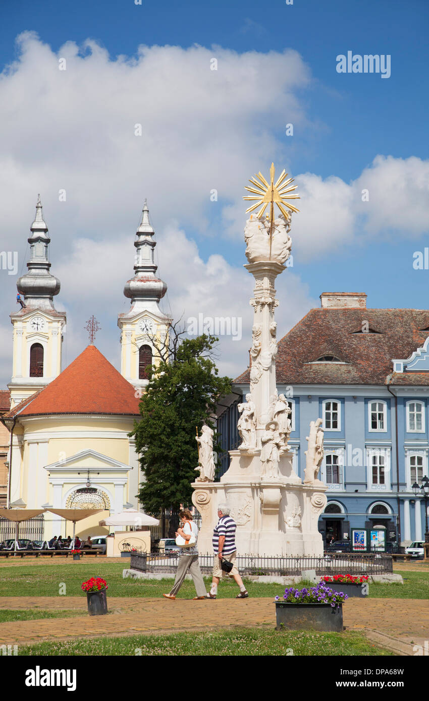 Trinity Column and Serbian Orthodox Cathedral in Piata Unirii ...