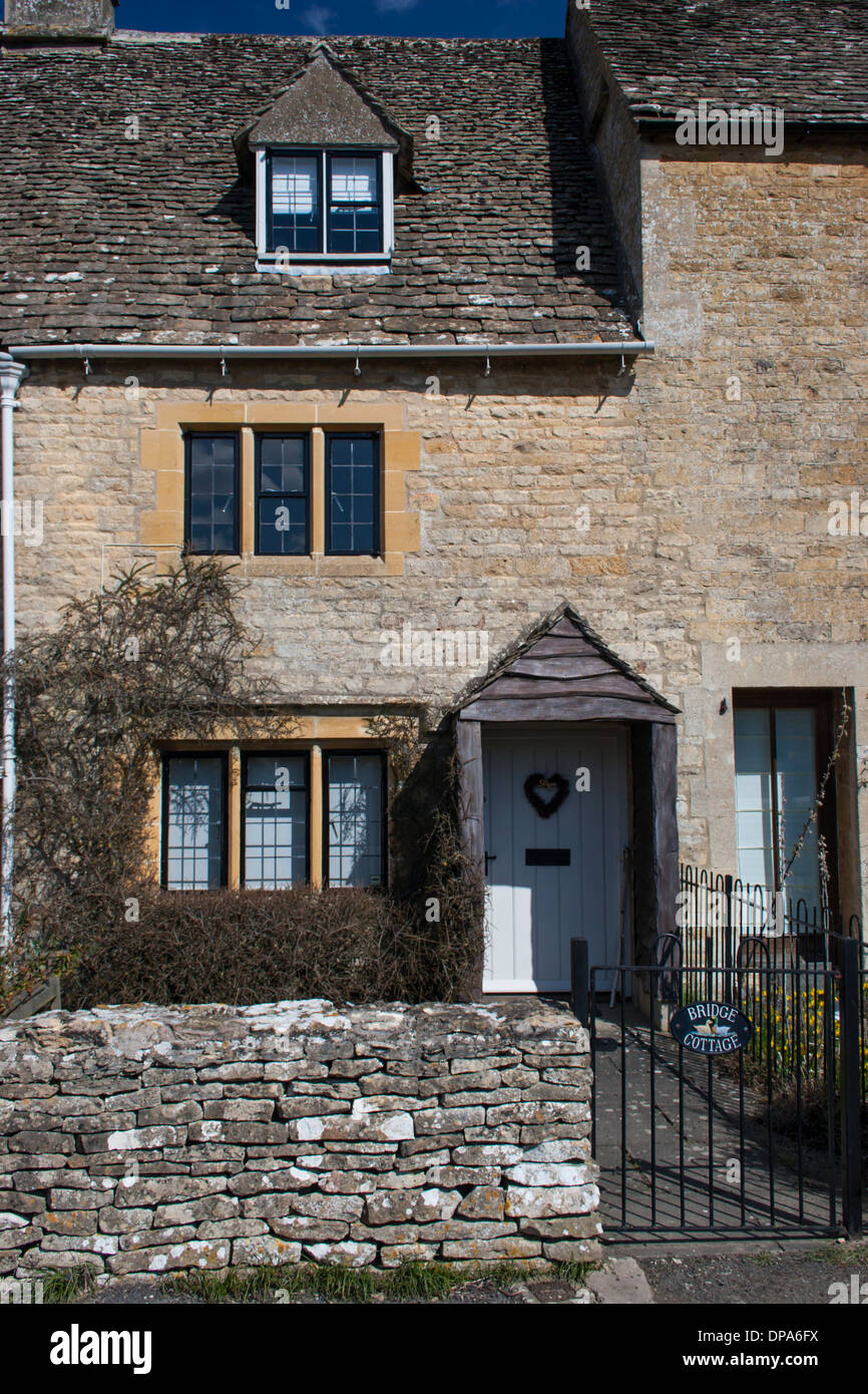 Lower Slaughter, Cotswolds, England - Cotswolds house Stock Photo - Alamy