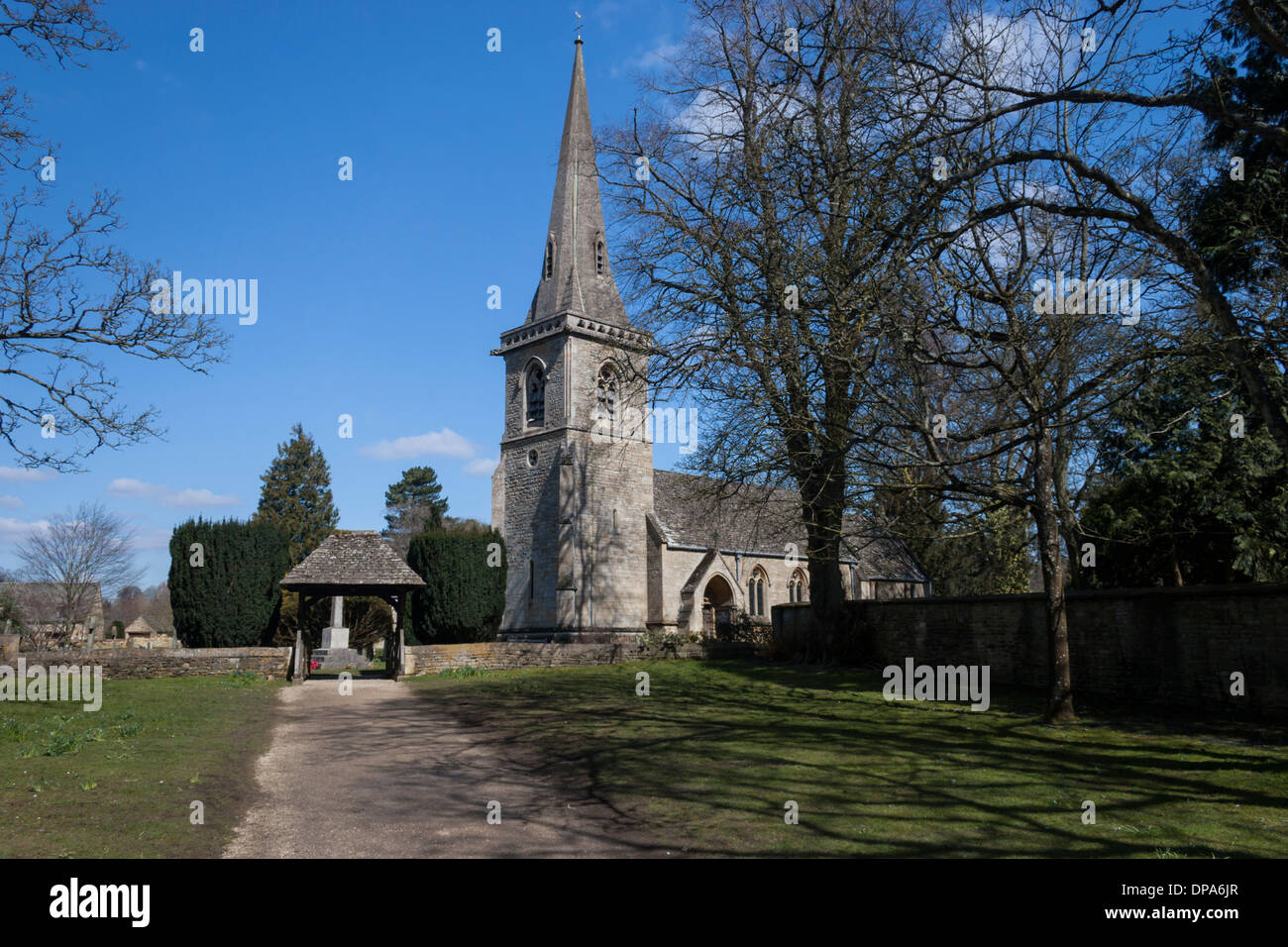 St marys church lower slaughter hi-res stock photography and images - Alamy