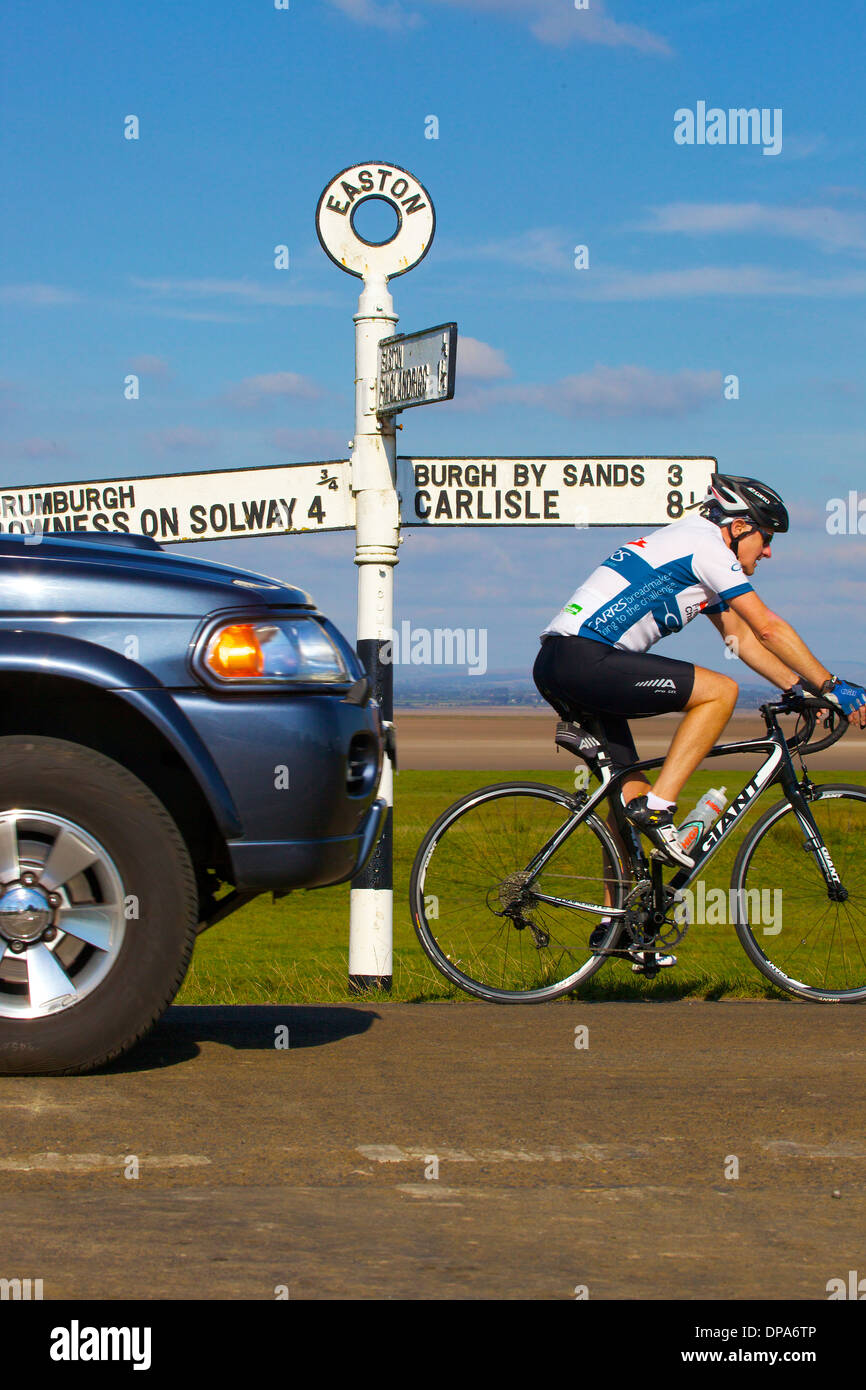 Hadrians cycleway route 72 hi-res stock photography and images - Alamy