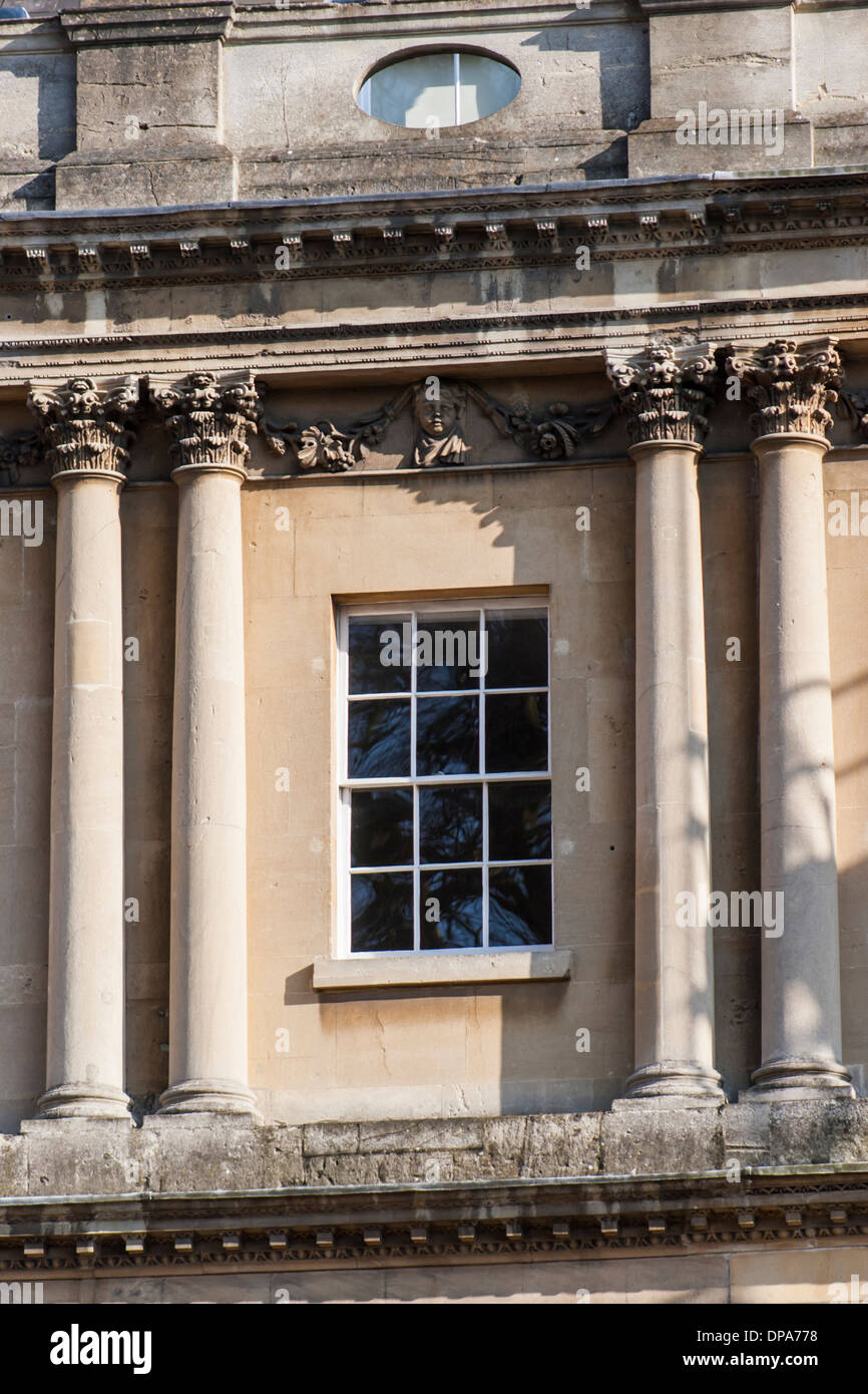 Georgian window hi-res stock photography and images - Alamy