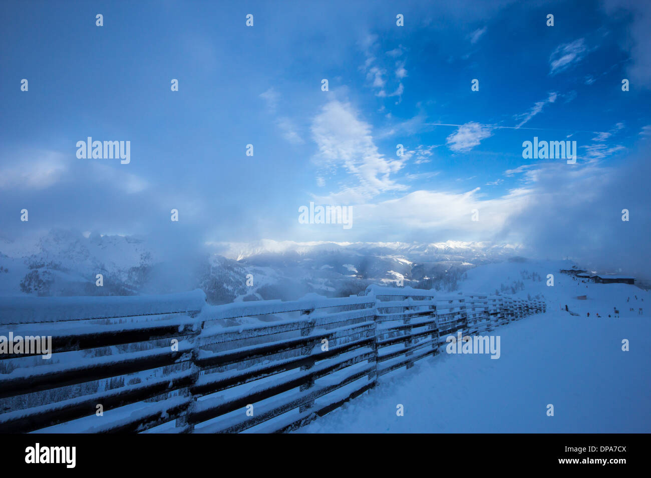 Top heavy christmas tree hi-res stock photography and images - Alamy