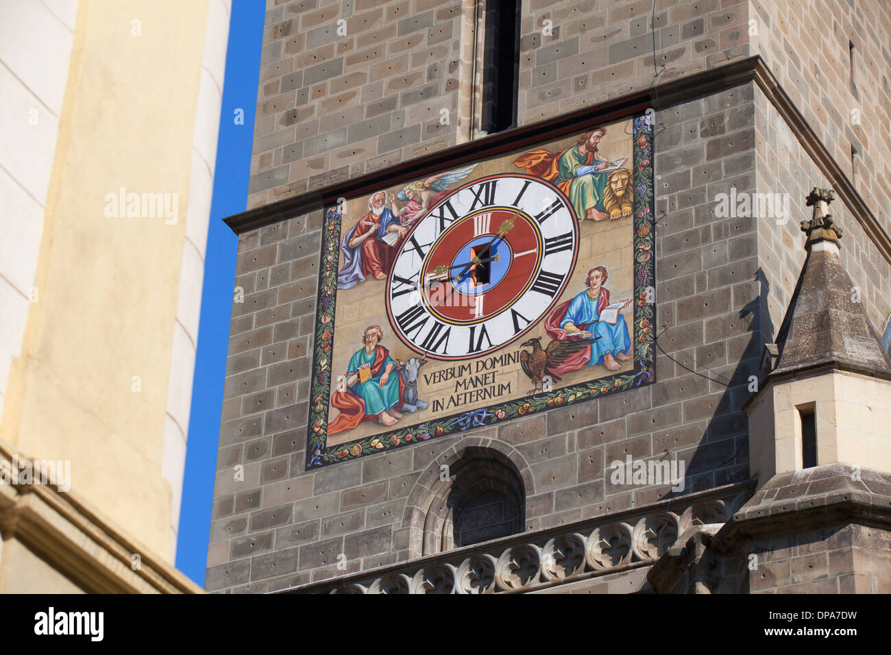 Black gothic church spire hi-res stock photography and images - Alamy