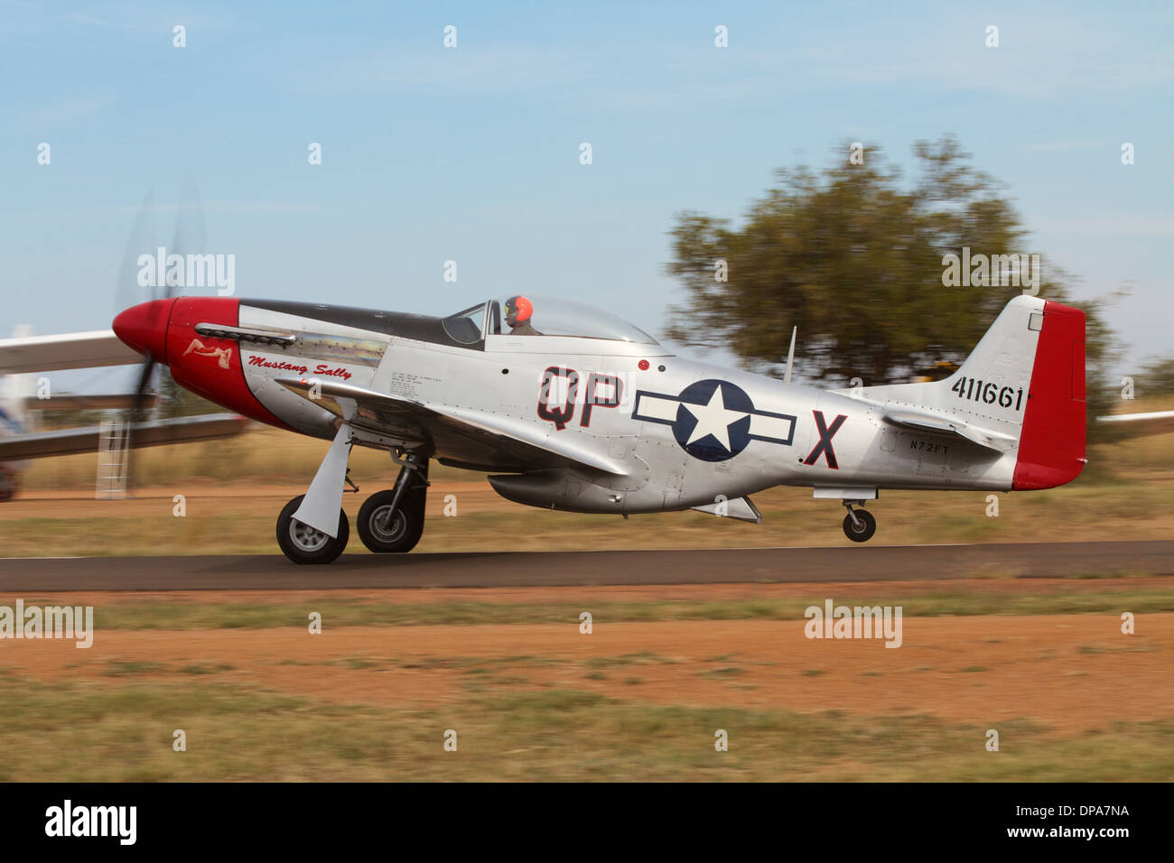North american p51 hi-res stock photography and images - Alamy