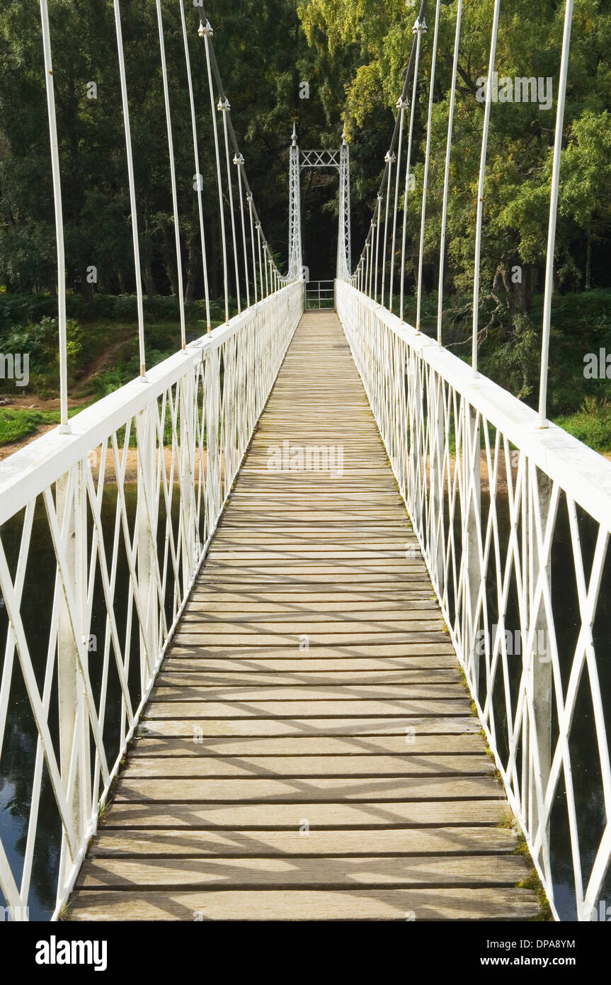 River structure victorian old hi-res stock photography and images - Alamy