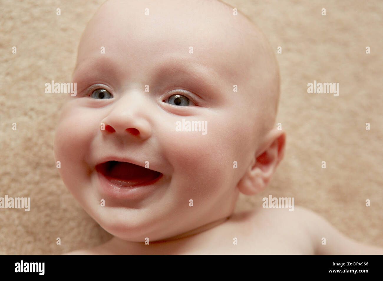 Baby wide hi-res stock photography and images - Alamy